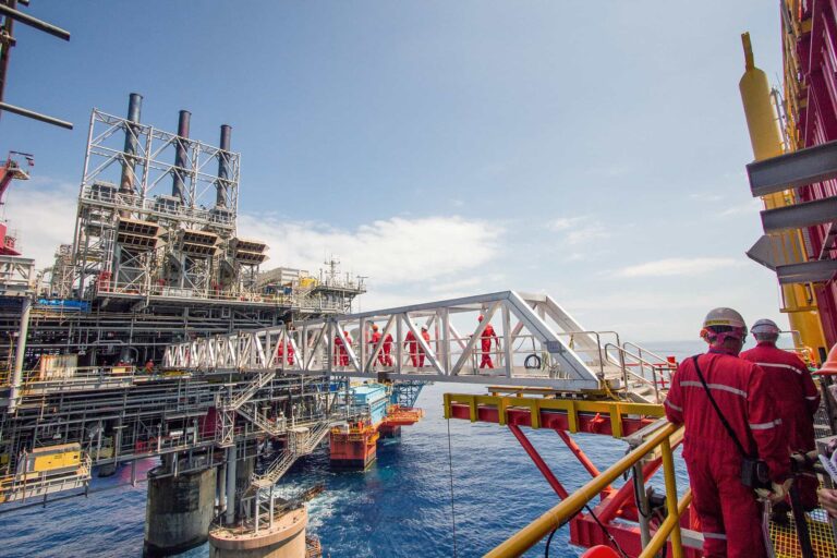 Offshore Platform Custom Pedestrian Bridge Project | MAADI