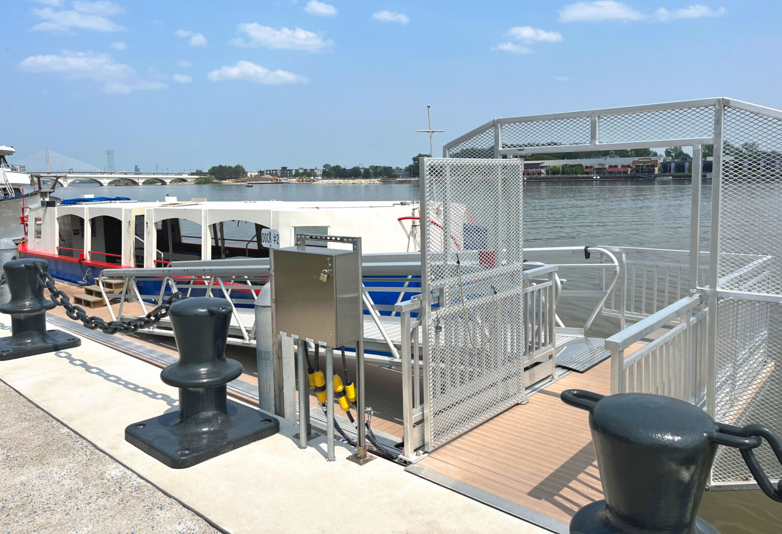 Aluminum Floating Docks in Toledo, Ohio | MAADI Group